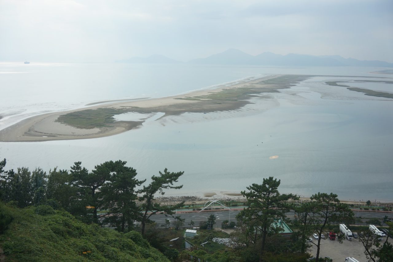 Busan Nakdong Estuary Amisan Observatory, Nakdong Estuary Eco-Center ...