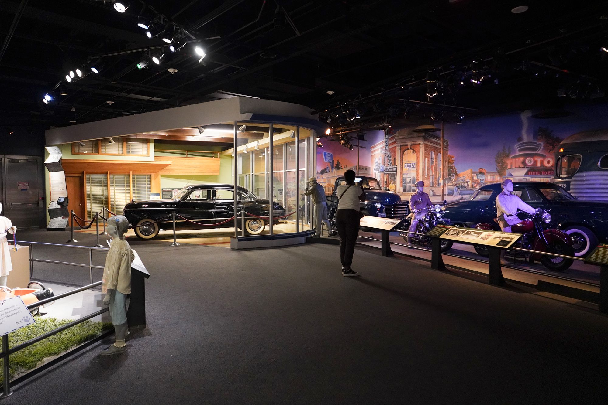Smithsonian National Museum of American History - Food, Transportation ...